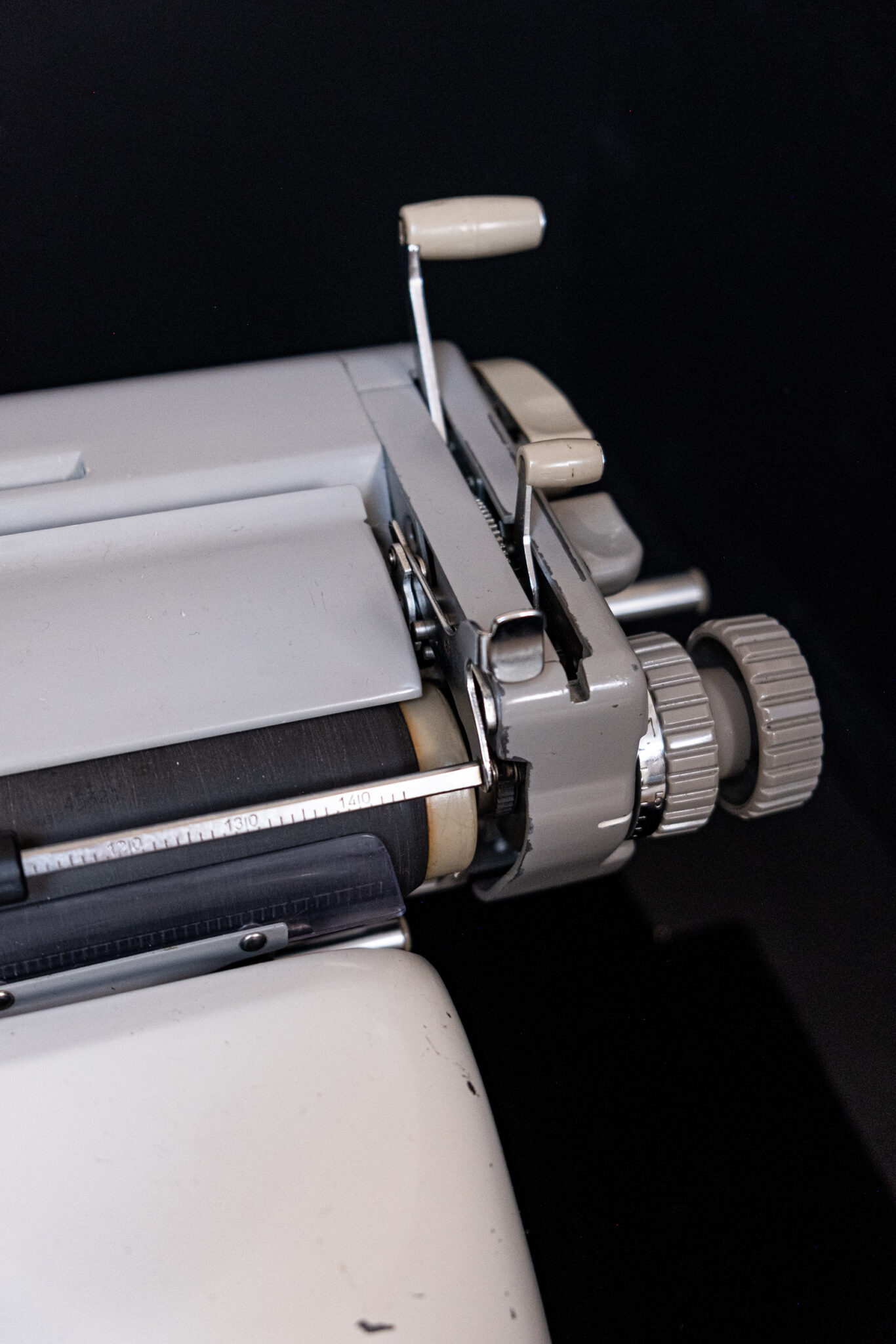 Adler Universal – The Swedish Typewriter